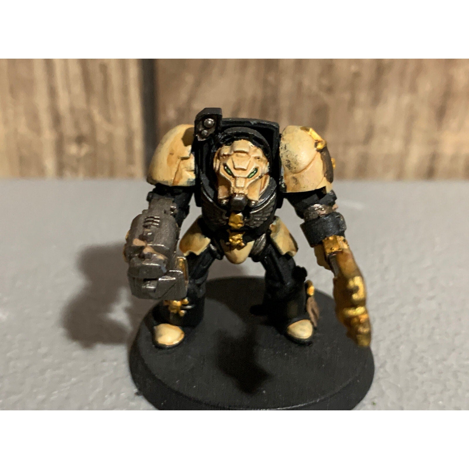 A7326 WARHAMMER 40K SPACE MARINES CUSTOM TERMINATOR CHAPLAIN PAINT ...