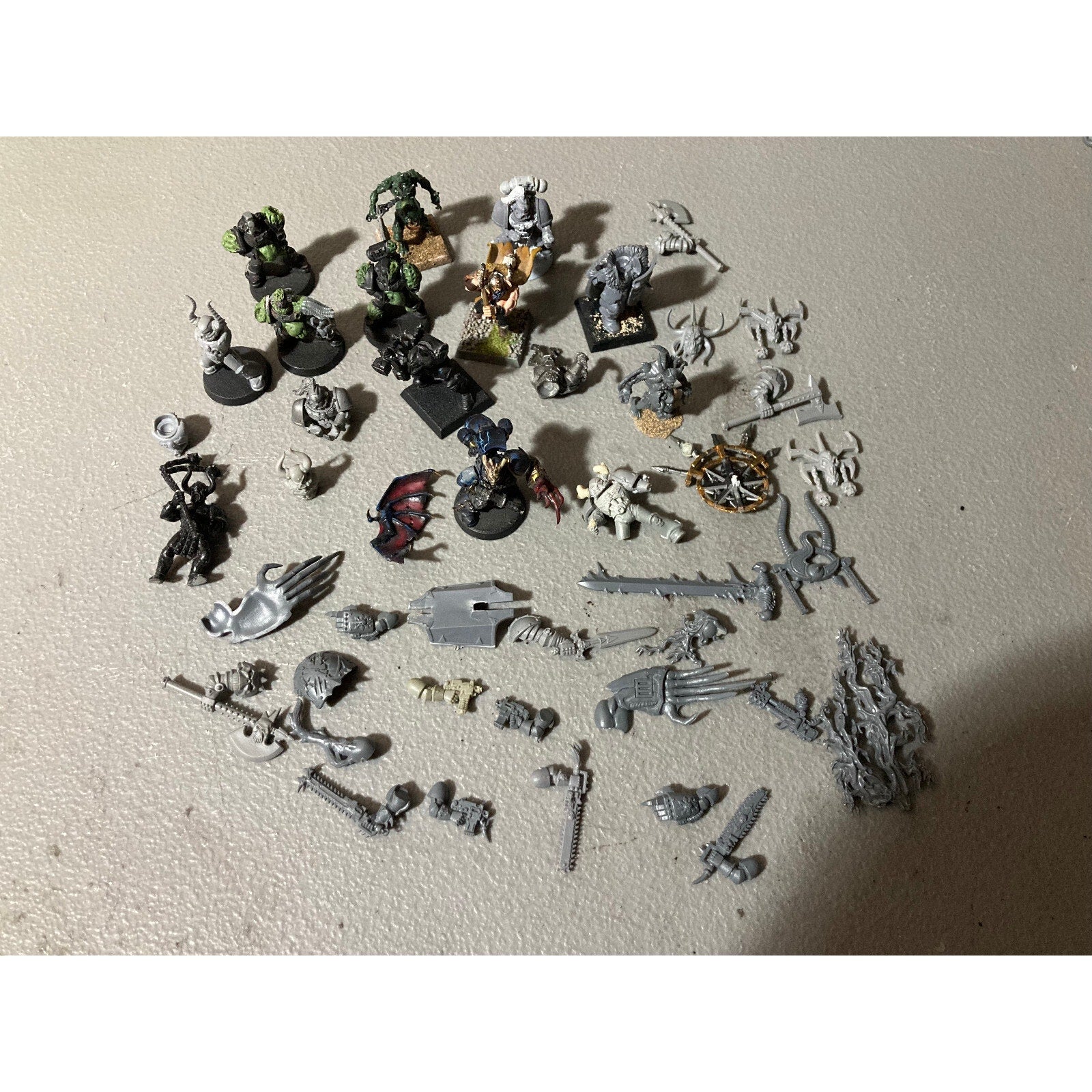 A19505 WARHAMMER 40K CHAOS SPACE MARINES CSM PLAGUEBEARER STANDARD GUN ...